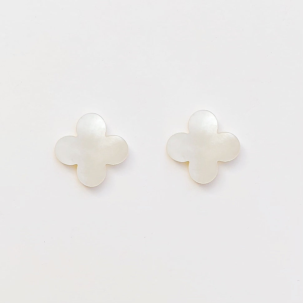 Pearl Clover Studs – Vivian Drew